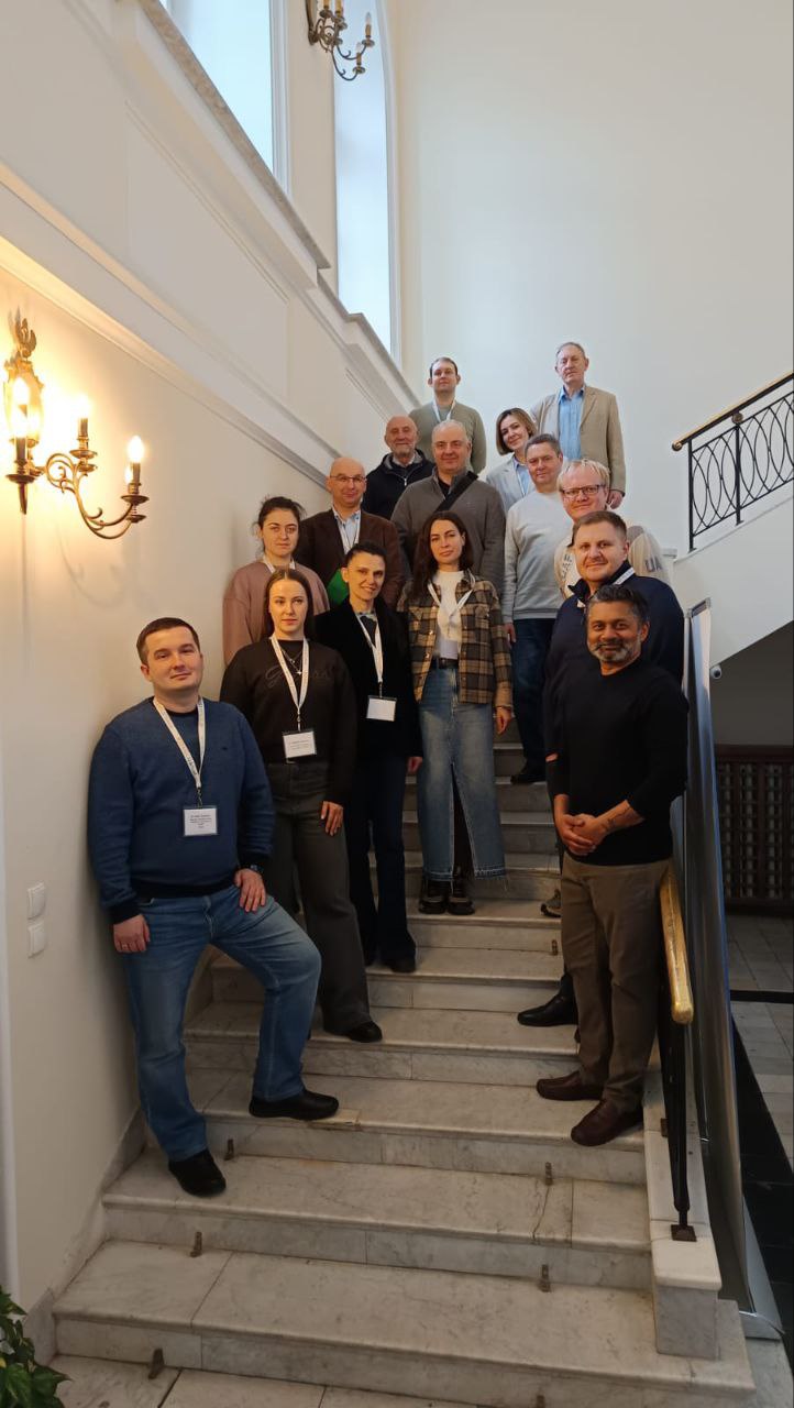 Steps to cooperation with European experts: representatives of the ...